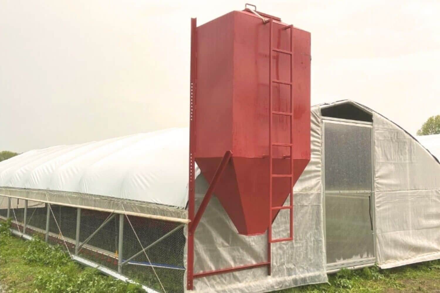 Large Moveable Chicken Houses - Happy Farmer